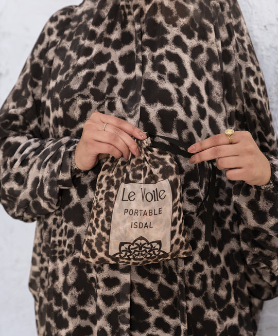 Portable Items – Le Voile