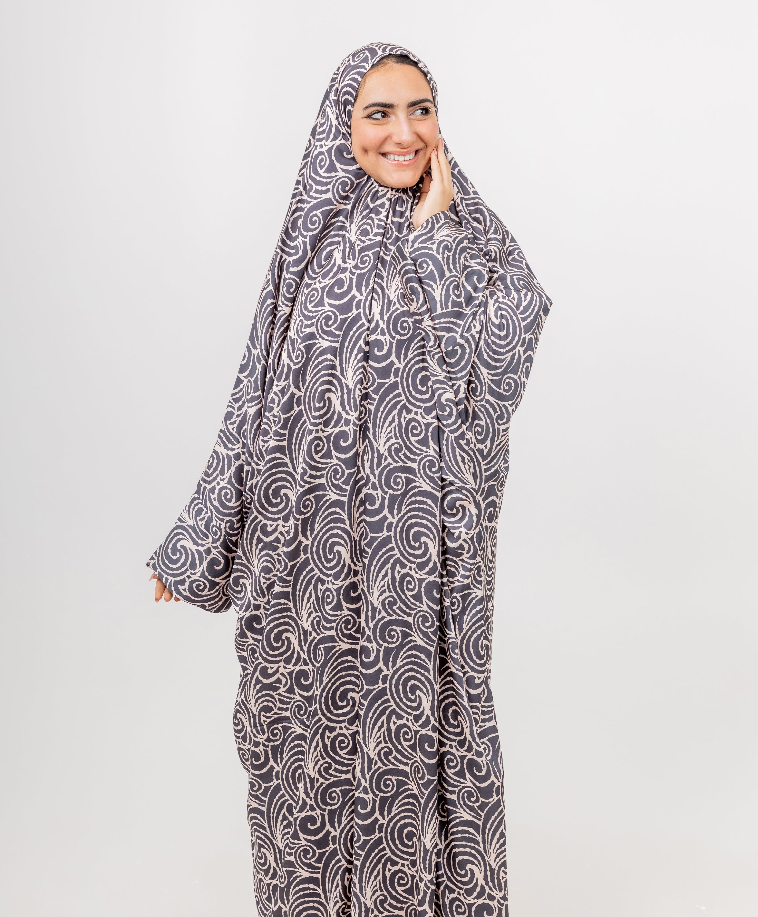 Swirl Charm Khemar Isdal – Le Voile