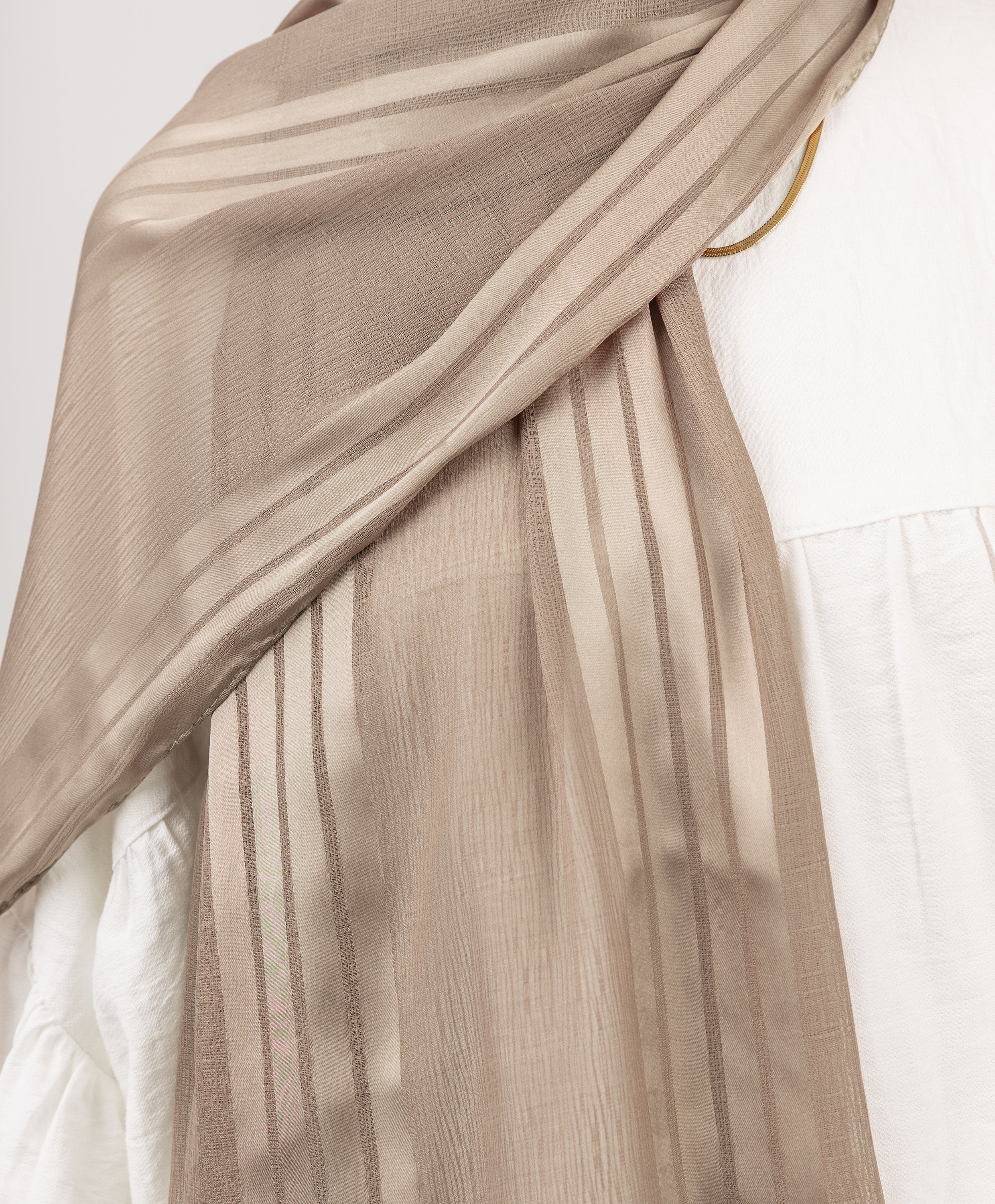Crinkle Satin Chiffon Scarf – Le Voile
